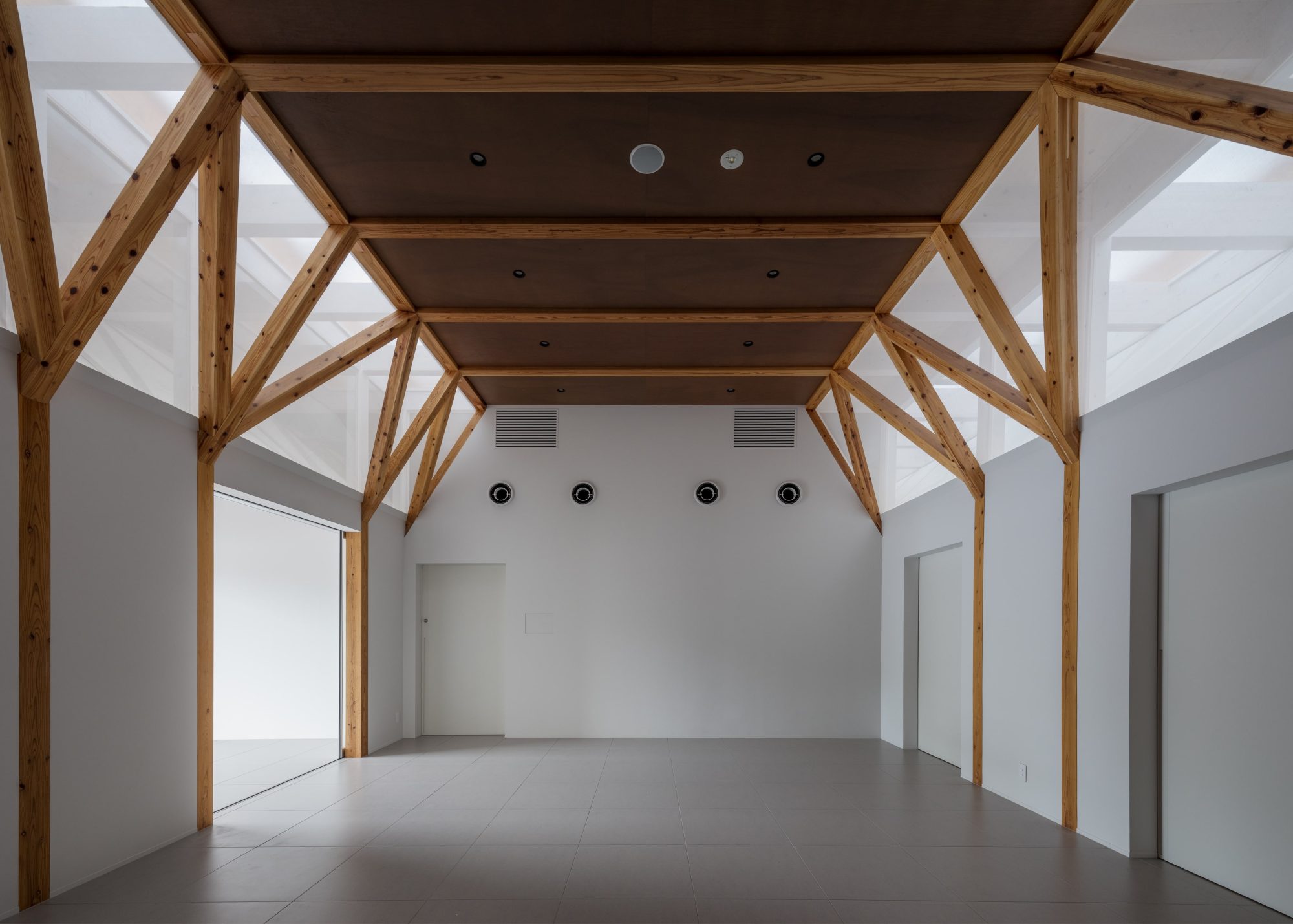 SAKURA PASSAGE FUNERAL HALL – XYZ structure 一級建築士事務所